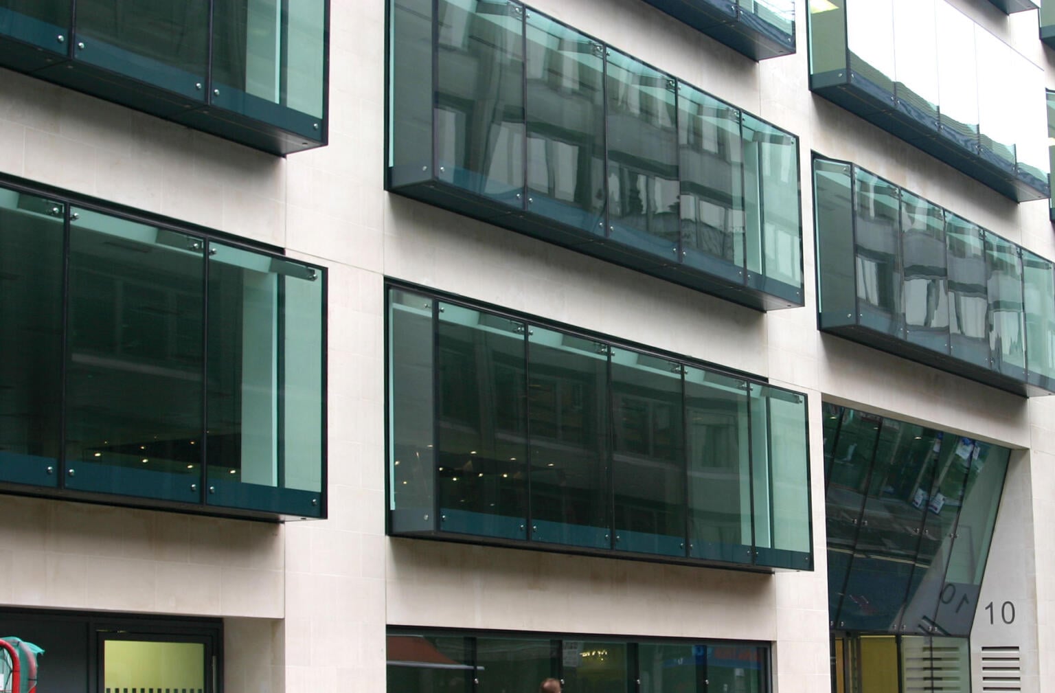 Crane Fluid Systems - Our Genius Is Valves